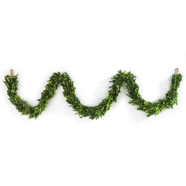 Boxwood Garland | Scout & Nimble