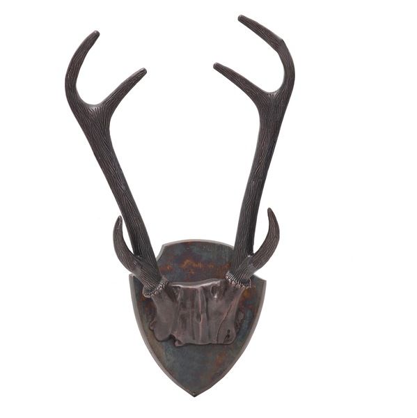 Royal Antler Statue | Scout & Nimble
